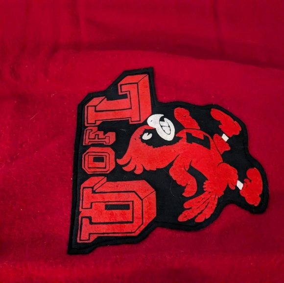 Pendleton | Bedding | Vintage Uofl Stadium Blanket | Poshmark